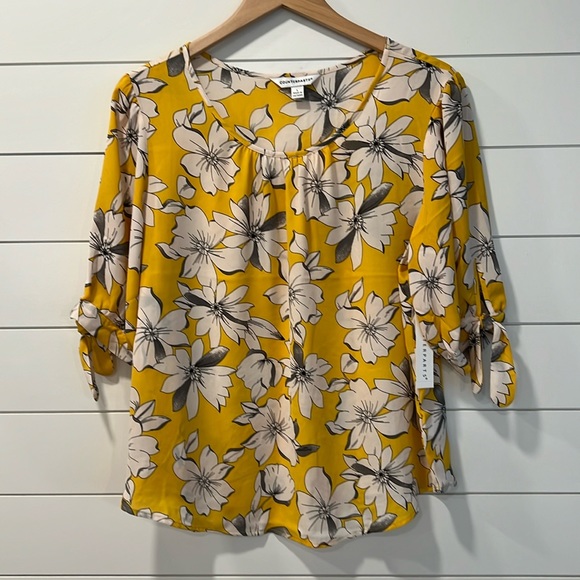 Tops | Nwt Yellow Print Blouse 159 | Poshmark